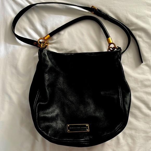 Marc By Marc Jacobs | Bags | Marc By Marc Jacobs Leather Purse | Poshmark